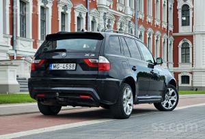 Black BMW X3 2006 in Jelgava, with an engine capacity of 3.00 L and mileage of 426 thousand km for 4490 €, photo 7 on AUTOMOTO.COM.LV