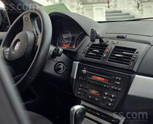 Black BMW X3 2006 in Jelgava, with an engine capacity of 3.00 L and mileage of 426 thousand km for 4490 €, photo 13 on AUTOMOTO.COM.LV
