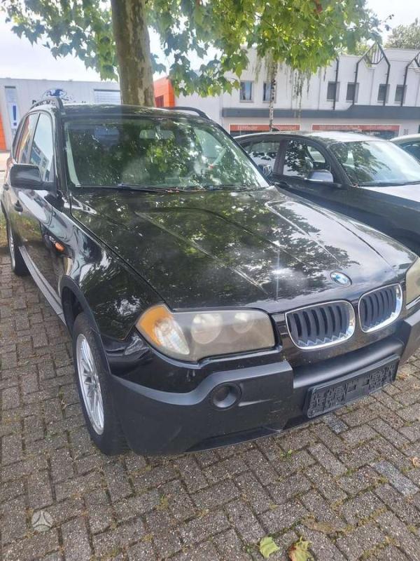 BMW X3 2006 Jurbarkas vietnē Melns BMW X3 2006 Jurbarkas, ar dzinēja tilpumu 2.00 L un nobraukumu 300 tūkst. km par 3299 €, foto 3 vietnē AUTOMOTO.COM.LV