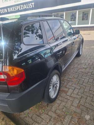 Melns BMW X3 2006 Jurbarkas, ar dzinēja tilpumu 2.00 L un nobraukumu 300 tūkst. km par 3299 €, foto 15 vietnē AUTOMOTO.COM.LV