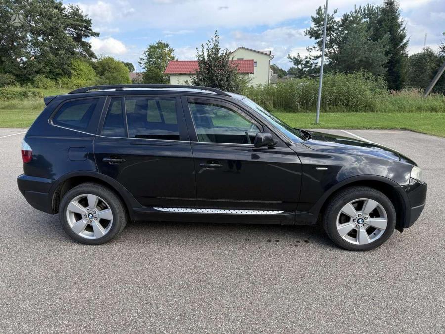 Melns BMW X3 2006 Trakai, ar dzinēja tilpumu 2.99 L un nobraukumu 279 tūkst. km par 3750 €, foto 5 vietnē AUTOMOTO.COM.LV