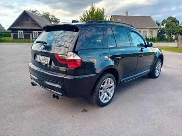 Melns BMW X3 2006 Viļņa, ar dzinēja tilpumu 3.00 L un nobraukumu 400 tūkst. km par 4700 €, foto 1 vietnē AUTOMOTO.COM.LV