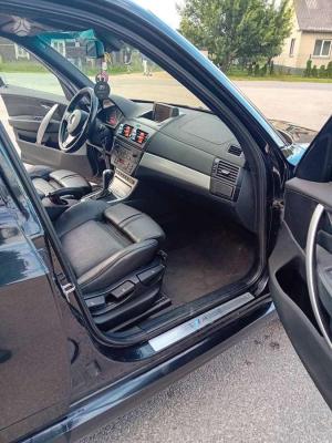 Melns BMW X3 2006 Viļņa, ar dzinēja tilpumu 3.00 L un nobraukumu 400 tūkst. km par 4700 €, foto 13 vietnē AUTOMOTO.COM.LV