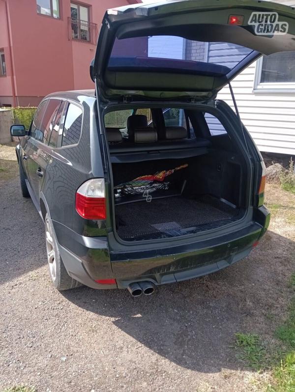 Black BMW X3 2006 in Kaunas, with an engine capacity of 3.00 L and mileage of 385 thousand km for 5300 €, photo 5 on AUTOMOTO.COM.LV