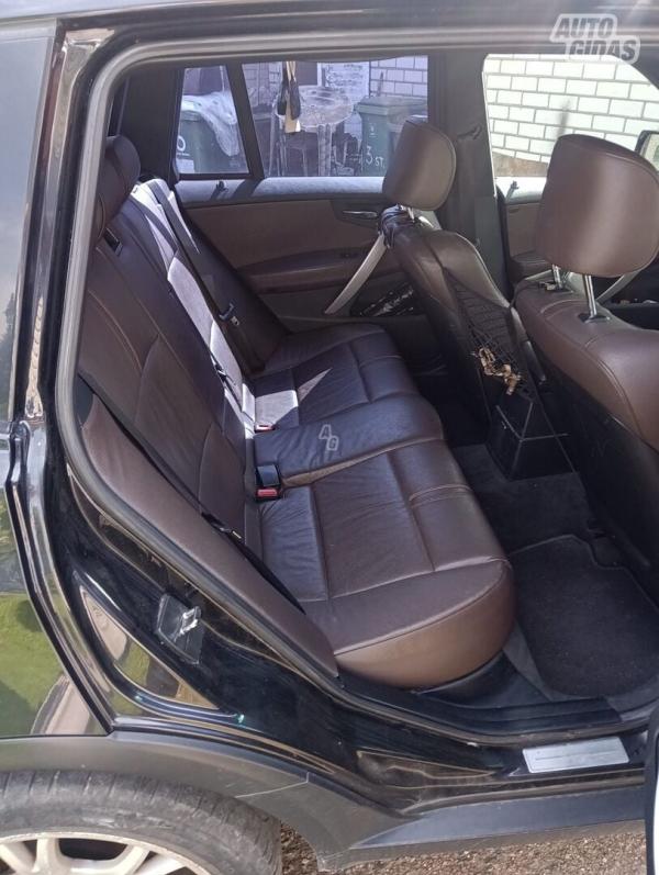Black BMW X3 2006 in Kaunas, with an engine capacity of 3.00 L and mileage of 385 thousand km for 5300 €, photo 9 on AUTOMOTO.COM.LV