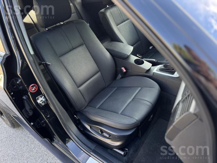 Black BMW X3 2006 in Jurmala, with an engine capacity of 3.00 L and mileage of 0 thousand km for 5150 €, photo 10 on AUTOMOTO.COM.LV