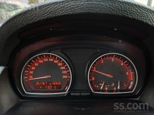 Melns BMW X3 2006 Cēsis, ar dzinēja tilpumu 2.00 L un nobraukumu 262 tūkst. km par 5999 €, foto 16 vietnē AUTOMOTO.COM.LV