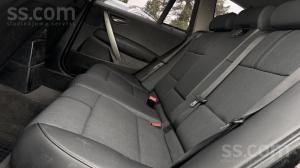 Black BMW X3 2006 in Riga, with an engine capacity of 2.00 L and mileage of 309 thousand km for 2650 €, photo 9 on AUTOMOTO.COM.LV