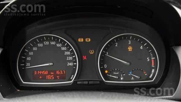 Melns BMW X3 2006 Rīga, ar dzinēja tilpumu 2.00 L un nobraukumu 309 tūkst. km par 2650 €, foto 11 vietnē AUTOMOTO.COM.LV