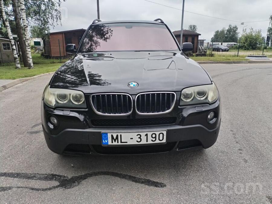 Black BMW X3 2007 in Riga, with an engine capacity of 2.00 L and mileage of 240 thousand km for 4800 €, photo 8 on AUTOMOTO.COM.LV