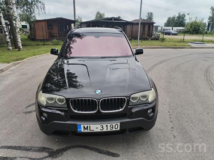 Black BMW X3 2007 in Riga, with an engine capacity of 2.00 L and mileage of 240 thousand km for 4800 €, photo 9 on AUTOMOTO.COM.LV