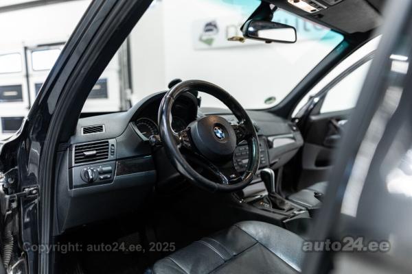 Melns BMW X3 2007 Tallina, ar dzinēja tilpumu 3.00 L un nobraukumu 306 tūkst. km par 5500 €, foto 11 vietnē AUTOMOTO.COM.LV