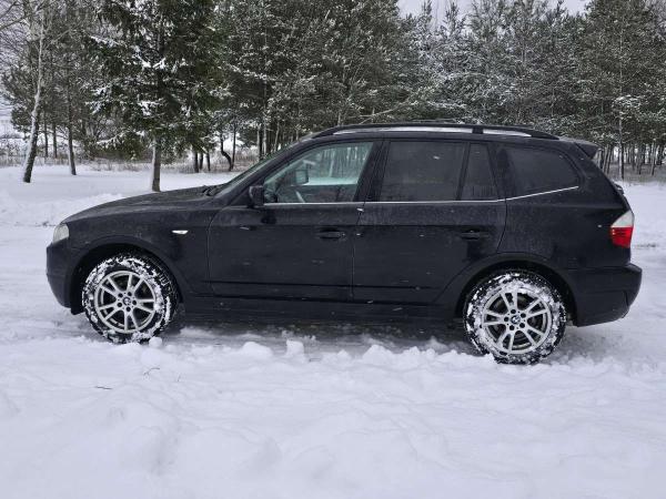 Melns BMW X3 2007 Viļņa, ar dzinēja tilpumu 2.99 L un nobraukumu 300 tūkst. km par 4999 €, foto 4 vietnē AUTOMOTO.COM.LV