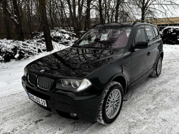 Black BMW X3 2007 in Panevezys, with an engine capacity of 2.99 L and mileage of 273 thousand km for 5399 €, photo 2 on AUTOMOTO.COM.LV