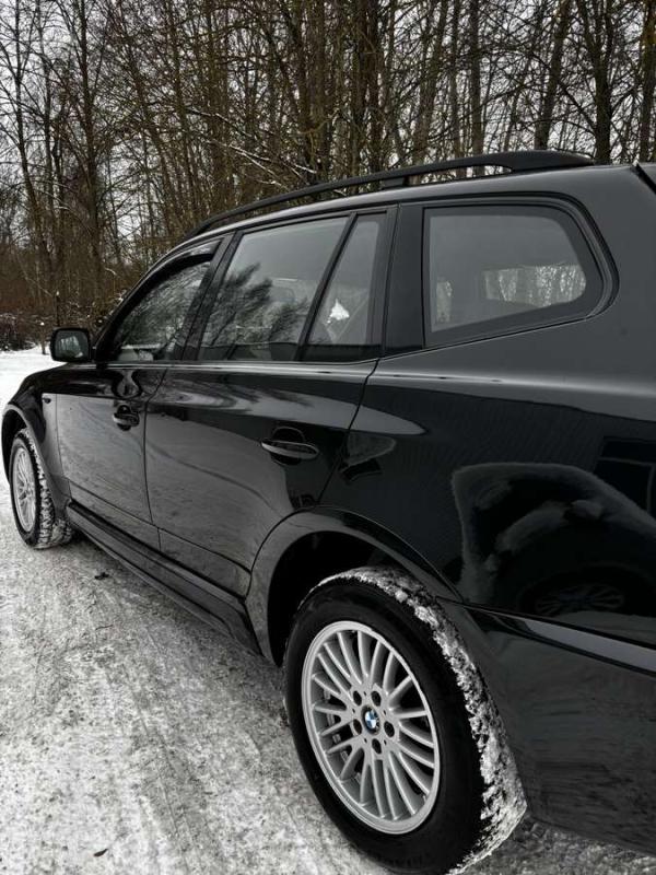 Black BMW X3 2007 in Panevezys, with an engine capacity of 2.99 L and mileage of 273 thousand km for 5399 €, photo 6 on AUTOMOTO.COM.LV