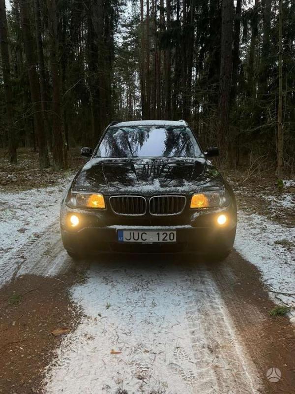 Black BMW X3 2007 in Vilnius, with an engine capacity of 2.00 L and mileage of 340 thousand km for 4500 €, photo 7 on AUTOMOTO.COM.LV