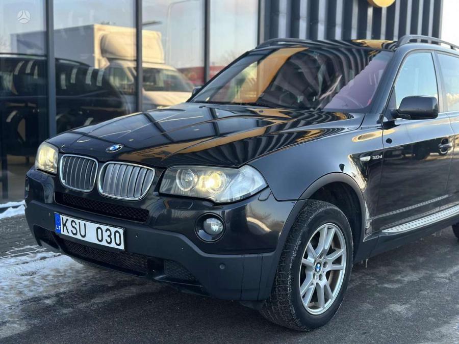 Black BMW X3 2007 in Vilnius, with an engine capacity of 2.99 L and mileage of 313 thousand km for 3650 €, photo 2 on AUTOMOTO.COM.LV