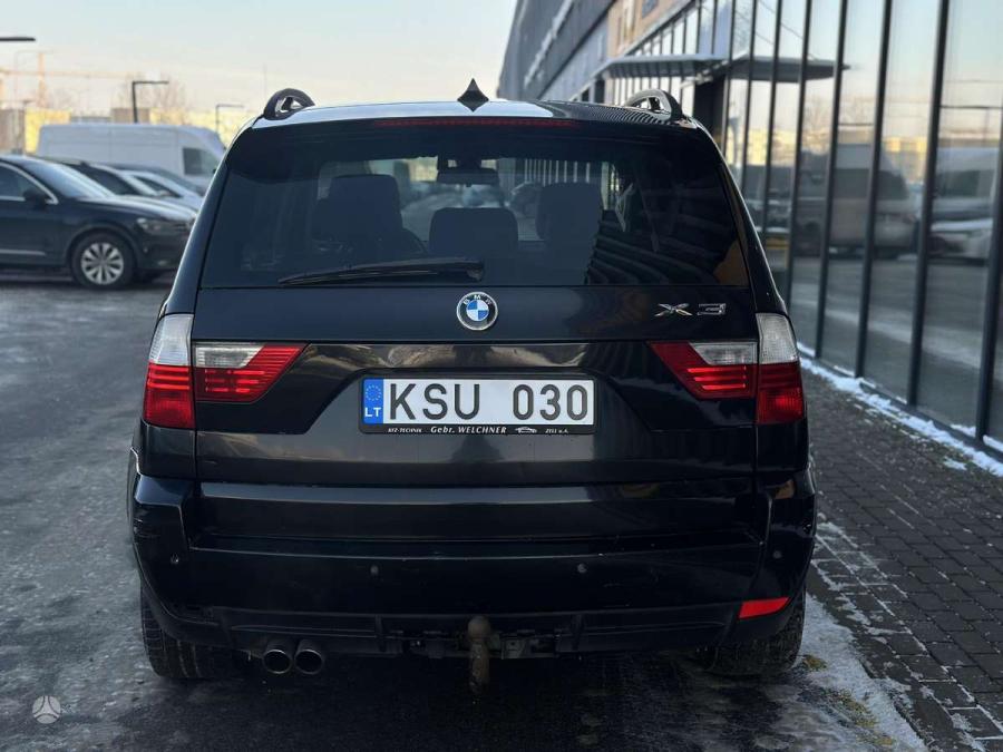 Black BMW X3 2007 in Vilnius, with an engine capacity of 2.99 L and mileage of 313 thousand km for 3650 €, photo 5 on AUTOMOTO.COM.LV