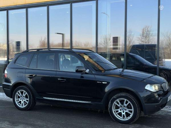 Black BMW X3 2007 in Vilnius, with an engine capacity of 2.99 L and mileage of 313 thousand km for 3650 €, photo 8 on AUTOMOTO.COM.LV