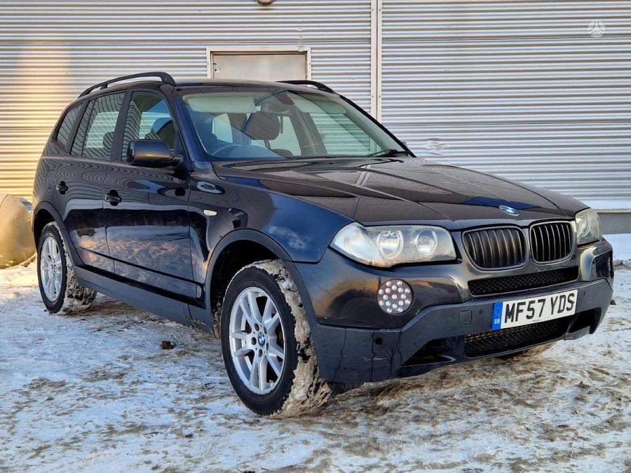 Black BMW X3 2007 in Vilnius, with an engine capacity of 2.00 L and mileage of 135 thousand km for 1990 €, photo 3 on AUTOMOTO.COM.LV