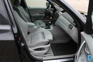 Black BMW X3 2007 in Riga, with an engine capacity of 3.00 L and mileage of 386 thousand km for 5950 €, photo 5 on AUTOMOTO.COM.LV