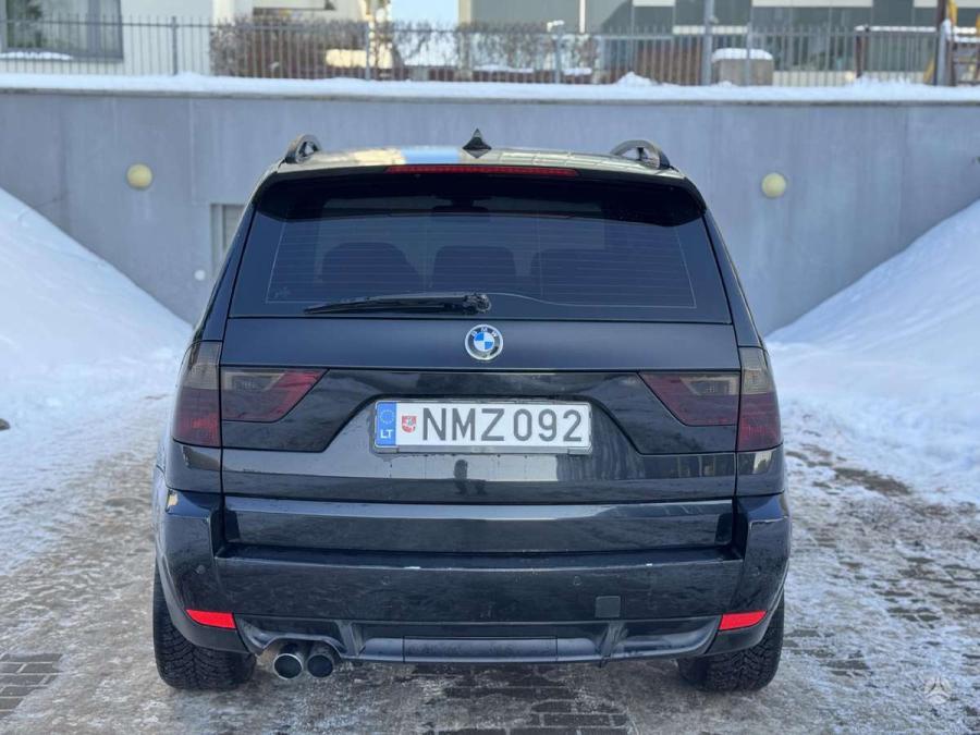 Black BMW X3 2007 in Vilnius, with an engine capacity of 2.99 L and mileage of 240 thousand km for 5297 €, photo 5 on AUTOMOTO.COM.LV