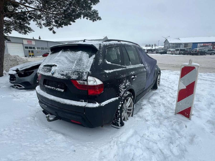 Черный БМВ Х3 2007 в Мариямполе, объемом двигателя 2.99 л и пробегом 270 тыс. км за 1700 €, фото 10 на AUTOMOTO.COM.LV