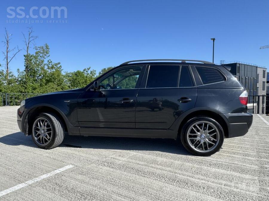Black BMW X3 2007 in Riga, with an engine capacity of 3.00 L and mileage of 271 thousand km for 6999 €, photo 6 on AUTOMOTO.COM.LV