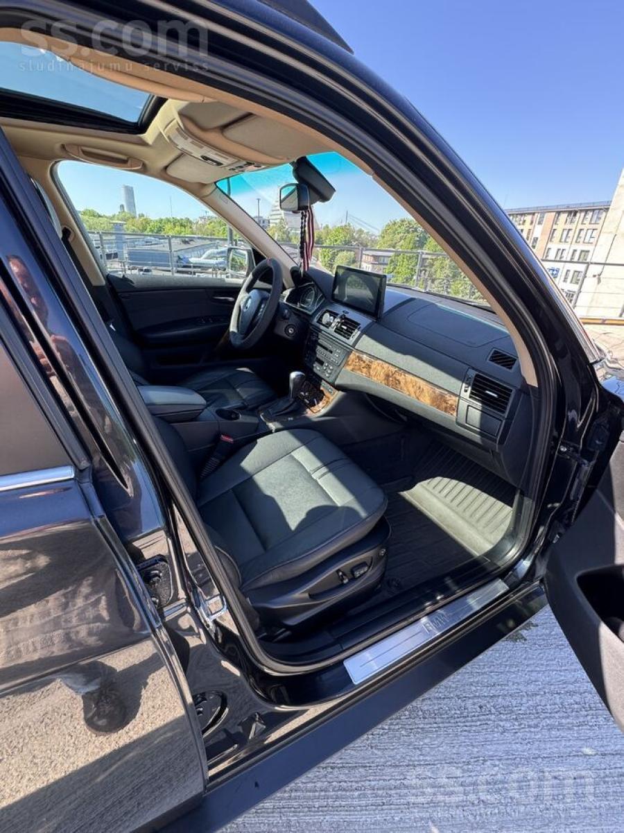 Black BMW X3 2007 in Riga, with an engine capacity of 3.00 L and mileage of 271 thousand km for 6999 €, photo 12 on AUTOMOTO.COM.LV