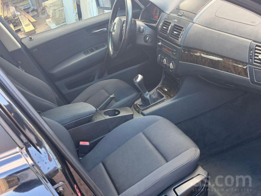 Melns BMW X3 2007 Rīga, ar dzinēja tilpumu 2.00 L un nobraukumu 289 tūkst. km par 4700 €, foto 8 vietnē AUTOMOTO.COM.LV