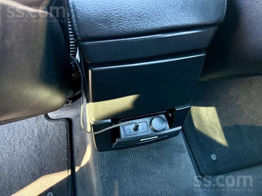Black BMW X3 2007 in Riga, with an engine capacity of 3.00 L and mileage of 252 thousand km for 4500 €, photo 24 on AUTOMOTO.COM.LV
