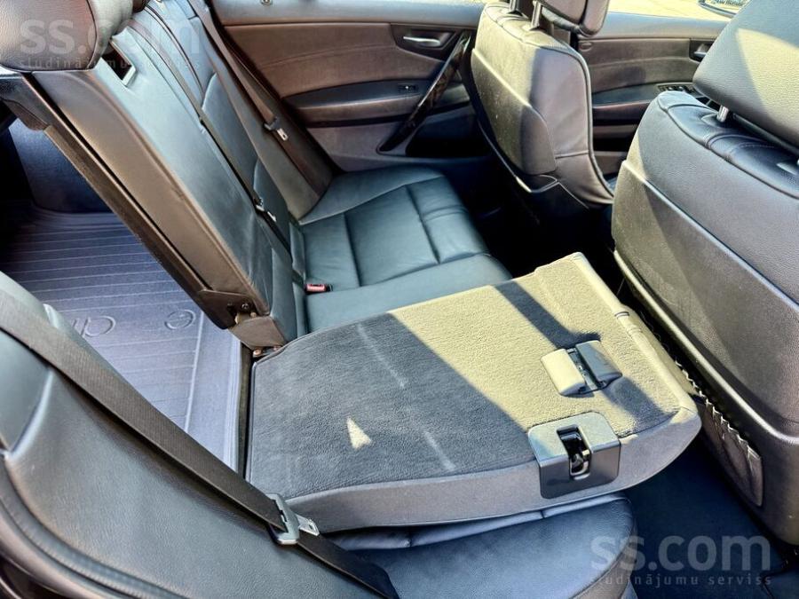 Black BMW X3 2007 in Riga, with an engine capacity of 3.00 L and mileage of 252 thousand km for 4500 €, photo 26 on AUTOMOTO.COM.LV