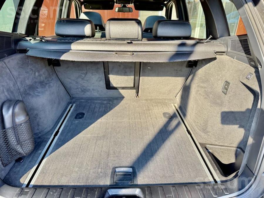 Black BMW X3 2007 in Riga, with an engine capacity of 3.00 L and mileage of 252 thousand km for 4500 €, photo 32 on AUTOMOTO.COM.LV
