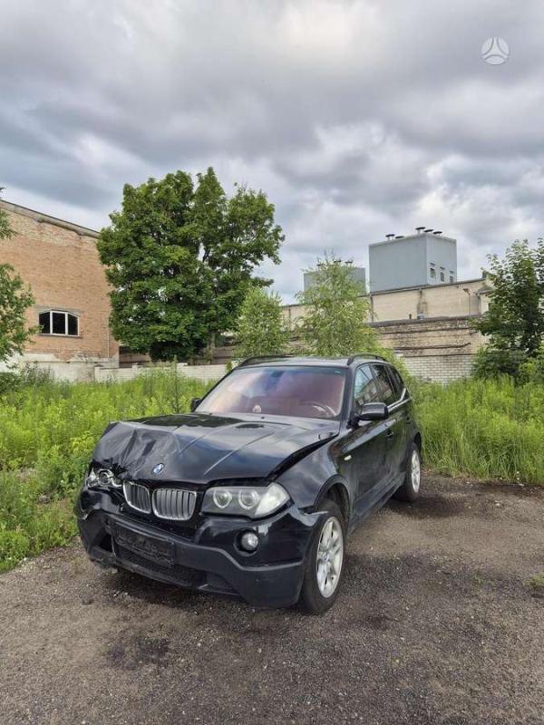 Melns BMW X3 2007 Kauņa, ar dzinēja tilpumu 2.99 L un nobraukumu 322 tūkst. km par 1200 €, foto 1 vietnē AUTOMOTO.COM.LV