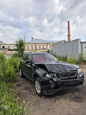 Black BMW X3 2007 in Kaunas, with an engine capacity of 2.99 L and mileage of 322 thousand km for 1200 €, photo 3 on AUTOMOTO.COM.LV