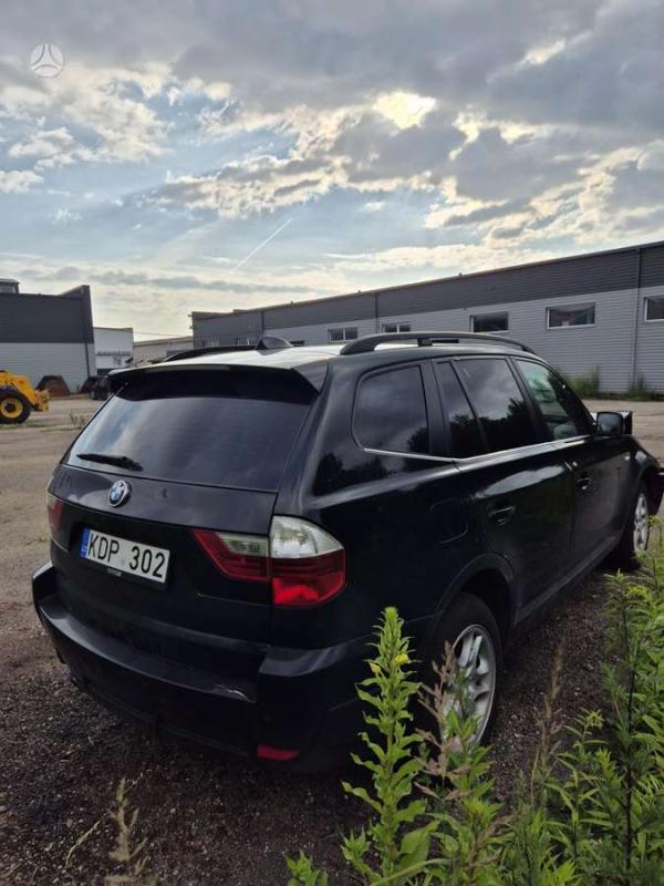 Melns BMW X3 2007 Kauņa, ar dzinēja tilpumu 2.99 L un nobraukumu 322 tūkst. km par 1200 €, foto 4 vietnē AUTOMOTO.COM.LV