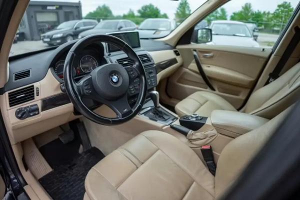 Black BMW X3 2007 in Liepaja, with an engine capacity of 3.00 L and mileage of 271 thousand km for 7750 €, photo 9 on AUTOMOTO.COM.LV