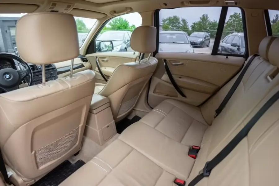 Melns BMW X3 2007 Liepāja, ar dzinēja tilpumu 3.00 L un nobraukumu 271 tūkst. km par 7750 €, foto 11 vietnē AUTOMOTO.COM.LV