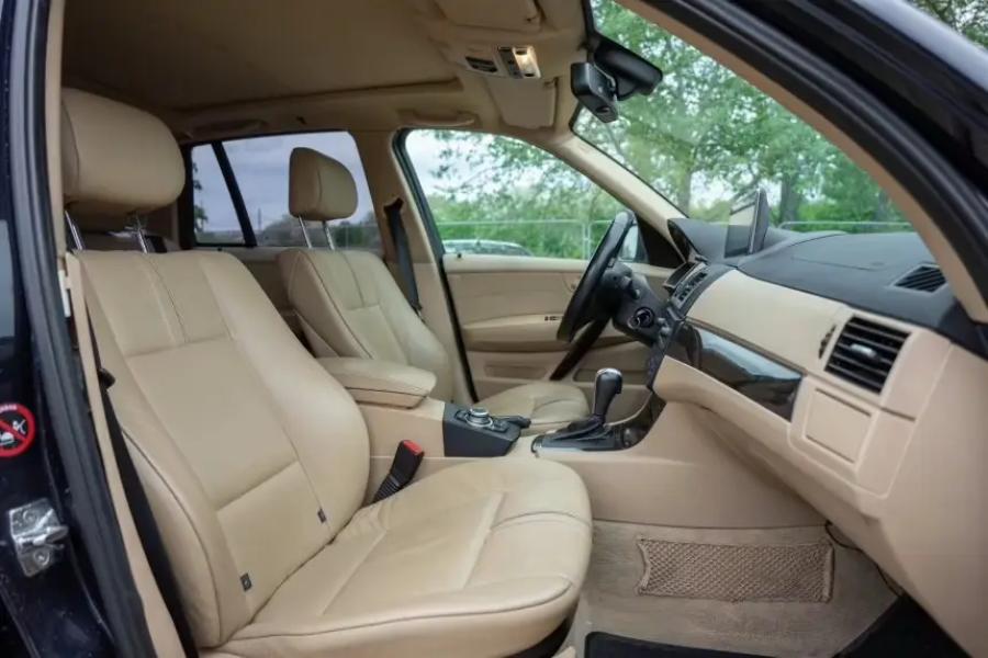 Melns BMW X3 2007 Liepāja, ar dzinēja tilpumu 3.00 L un nobraukumu 271 tūkst. km par 7750 €, foto 14 vietnē AUTOMOTO.COM.LV