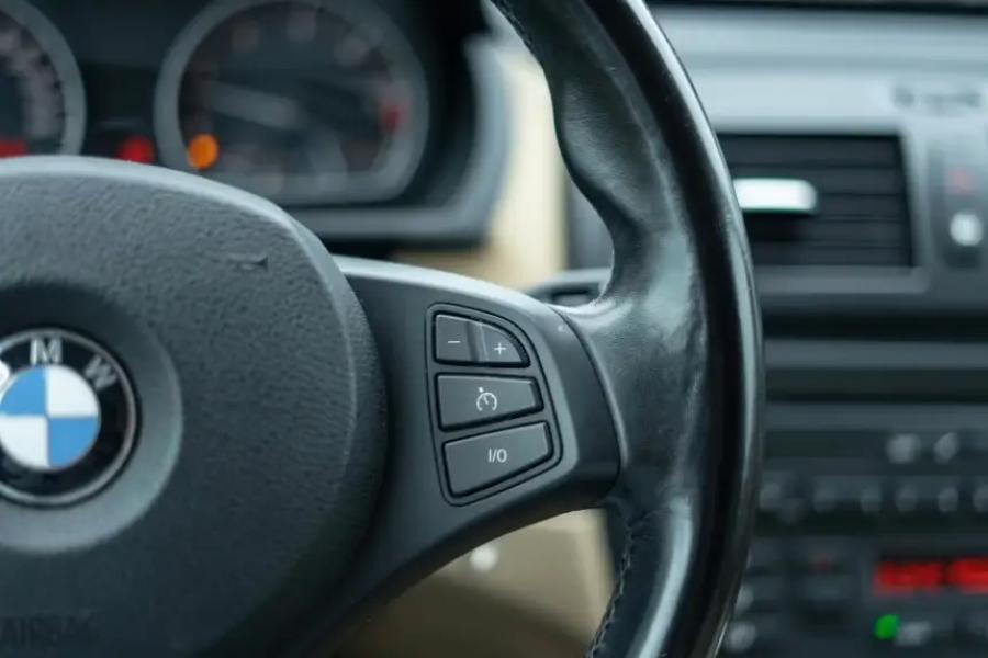Melns BMW X3 2007 Liepāja, ar dzinēja tilpumu 3.00 L un nobraukumu 271 tūkst. km par 7750 €, foto 21 vietnē AUTOMOTO.COM.LV