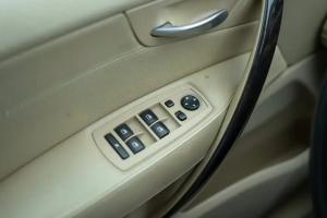 Melns BMW X3 2007 Liepāja, ar dzinēja tilpumu 3.00 L un nobraukumu 271 tūkst. km par 7750 €, foto 28 vietnē AUTOMOTO.COM.LV