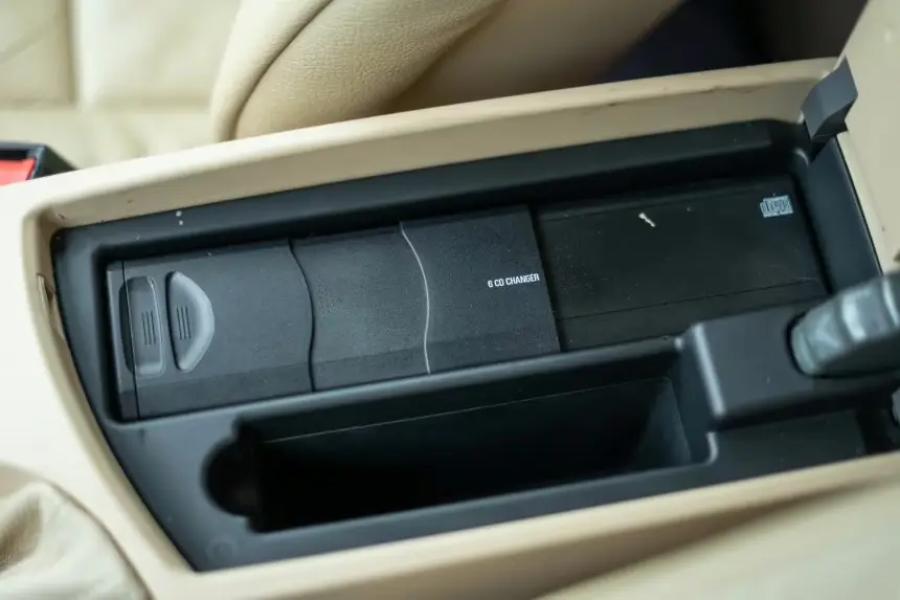 Melns BMW X3 2007 Liepāja, ar dzinēja tilpumu 3.00 L un nobraukumu 271 tūkst. km par 7750 €, foto 30 vietnē AUTOMOTO.COM.LV