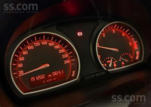 Melns BMW X3 2007 Valmiera, ar dzinēja tilpumu 2.00 L un nobraukumu 191 tūkst. km par 6800 €, foto 7 vietnē AUTOMOTO.COM.LV