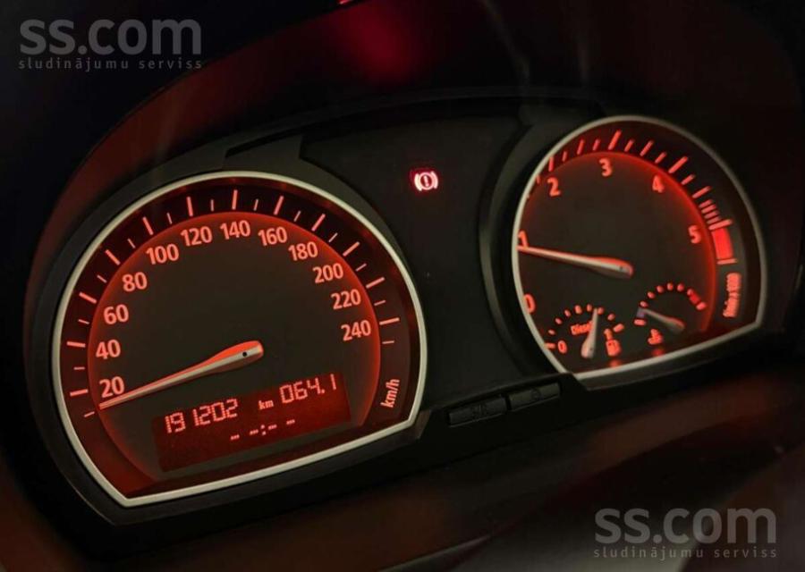 Melns BMW X3 2007 Valmiera, ar dzinēja tilpumu 2.00 L un nobraukumu 191 tūkst. km par 6800 €, foto 7 vietnē AUTOMOTO.COM.LV