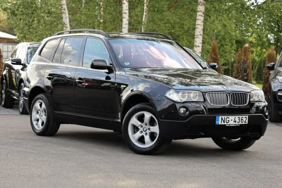 Melns BMW X3 2007 Jelgava, ar dzinēja tilpumu 3.00 L un nobraukumu 261 tūkst. km par 5500 €, foto 4 vietnē AUTOMOTO.COM.LV