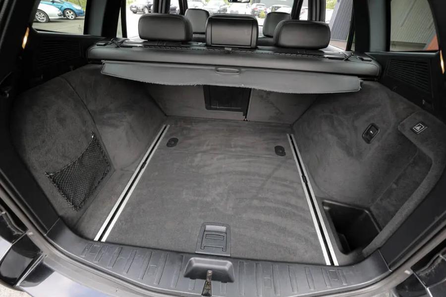 Melns BMW X3 2007 Jelgava, ar dzinēja tilpumu 3.00 L un nobraukumu 261 tūkst. km par 5500 €, foto 22 vietnē AUTOMOTO.COM.LV