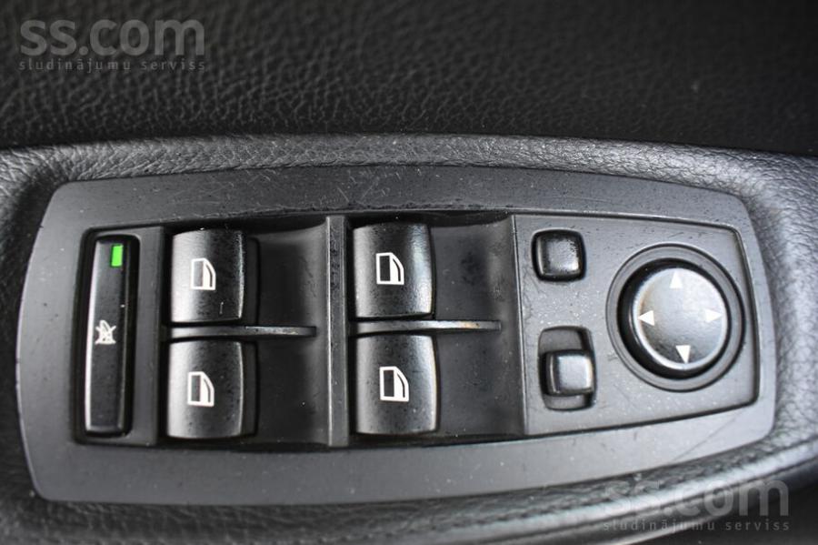 Black BMW X3 2007 in Talsi, with an engine capacity of 3.00 L and mileage of 307 thousand km for 6400 €, photo 12 on AUTOMOTO.COM.LV