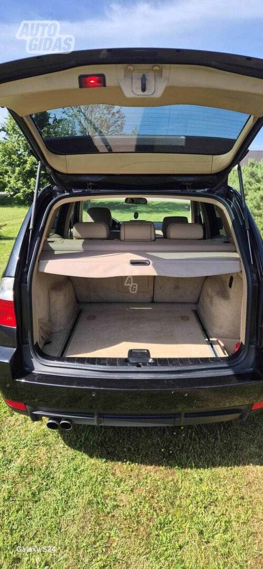 Black BMW X3 2007 in Mazeikiai, with an engine capacity of 3.00 L and mileage of 389 thousand km for 5300 €, photo 6 on AUTOMOTO.COM.LV