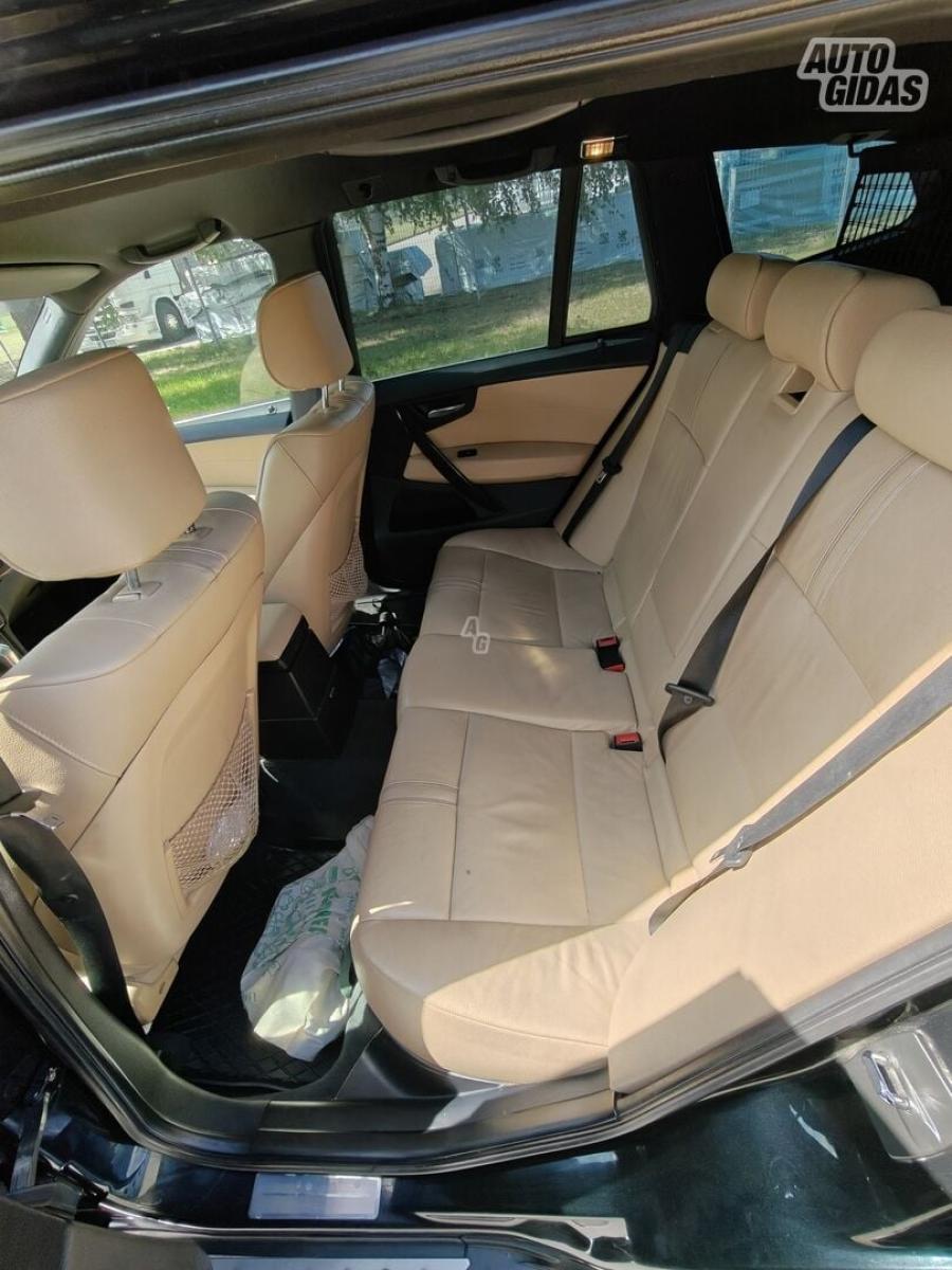 Black BMW X3 2007 in Jonava, with an engine capacity of 3.00 L and mileage of 362 thousand km for 4500 €, photo 9 on AUTOMOTO.COM.LV