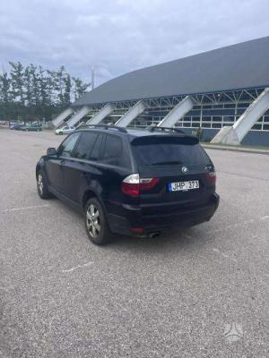 Black BMW X3 2007 in Vilnius, with an engine capacity of 2.00 L and mileage of 344 thousand km for 3800 €, photo 3 on AUTOMOTO.COM.LV